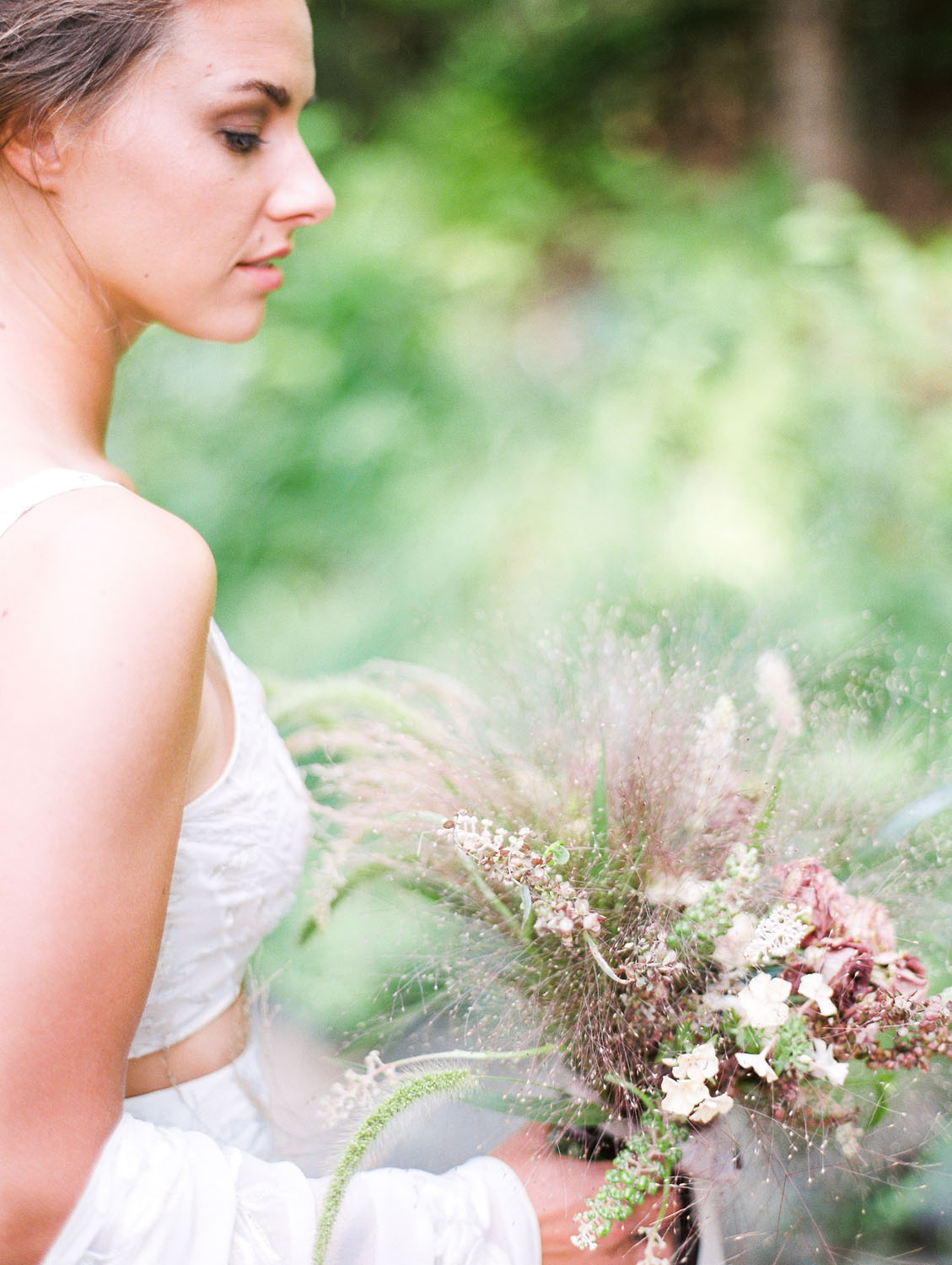 The Essential Guide to Incredible Bride Getting Ready Photos
